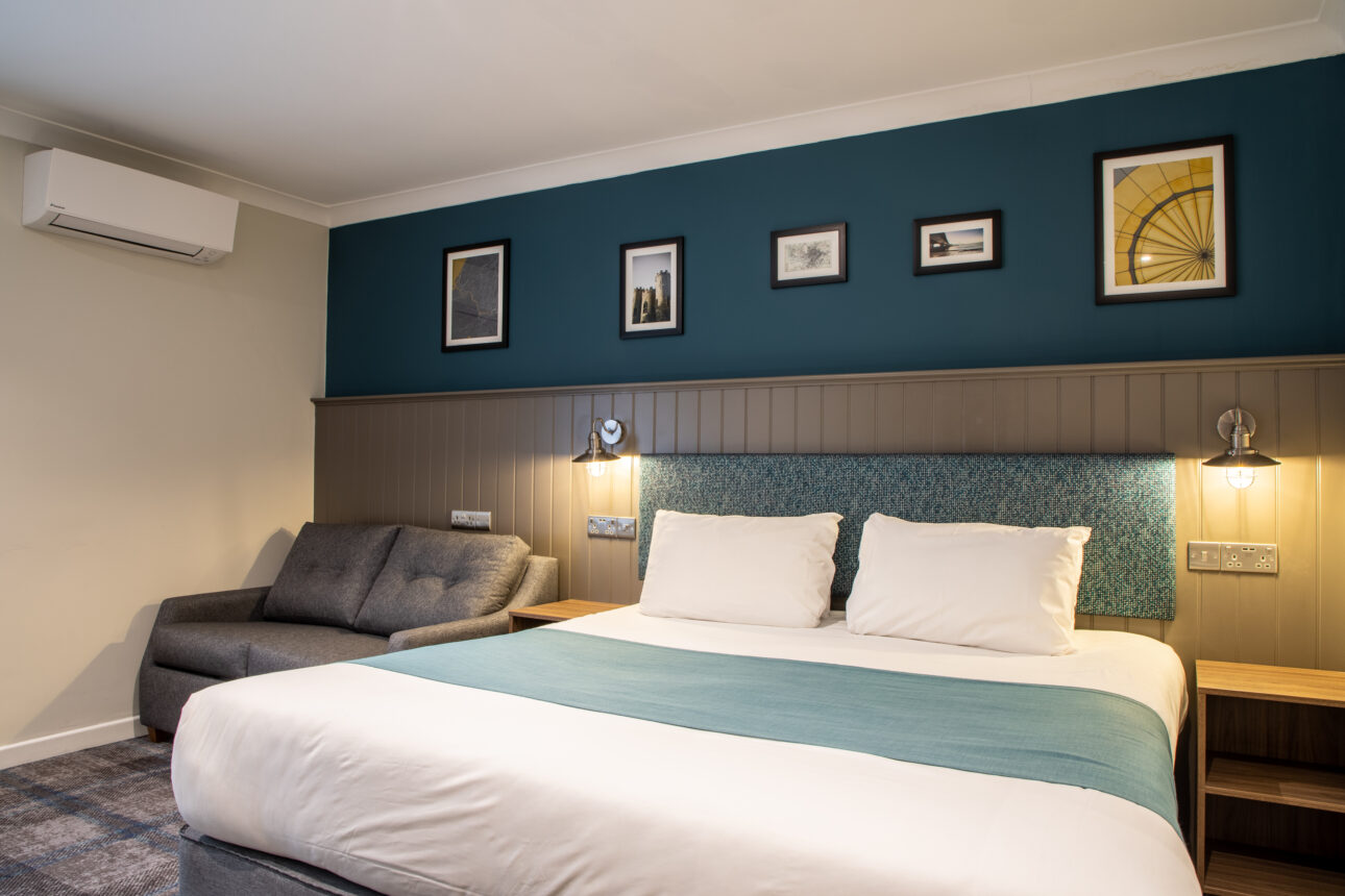 Sleep - Almondsbury Inn & Lounge